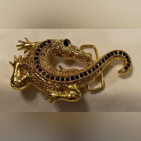 Source Unknown | Accessories | Gold Tone Alligator Belt Buckle Stamped ...